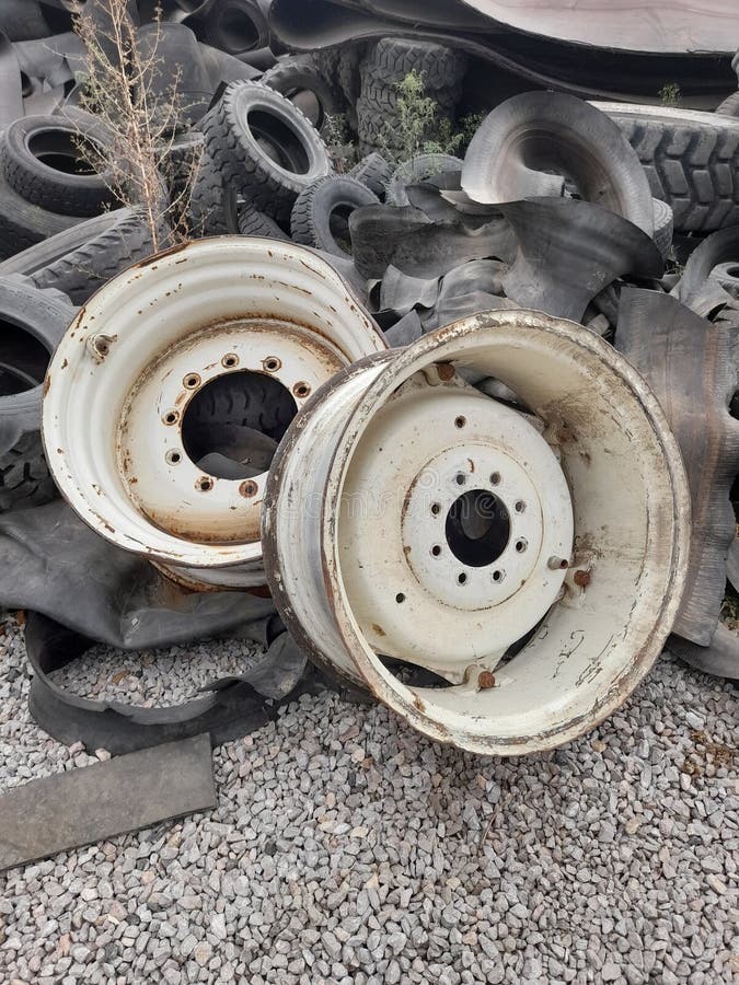 Old vehicle rims stock photo. Image of vehicle, oldrim - 200412748