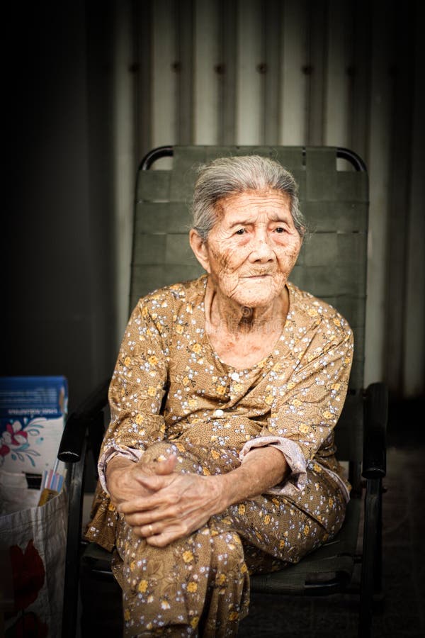 Old Vietnamese Lady Ho Chi Minh Editorial Stock Image - Image of male ...