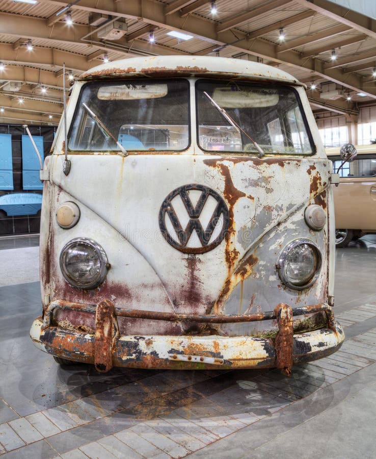 Old and vintage Car editorial stock photo. Image of drive - 137231433