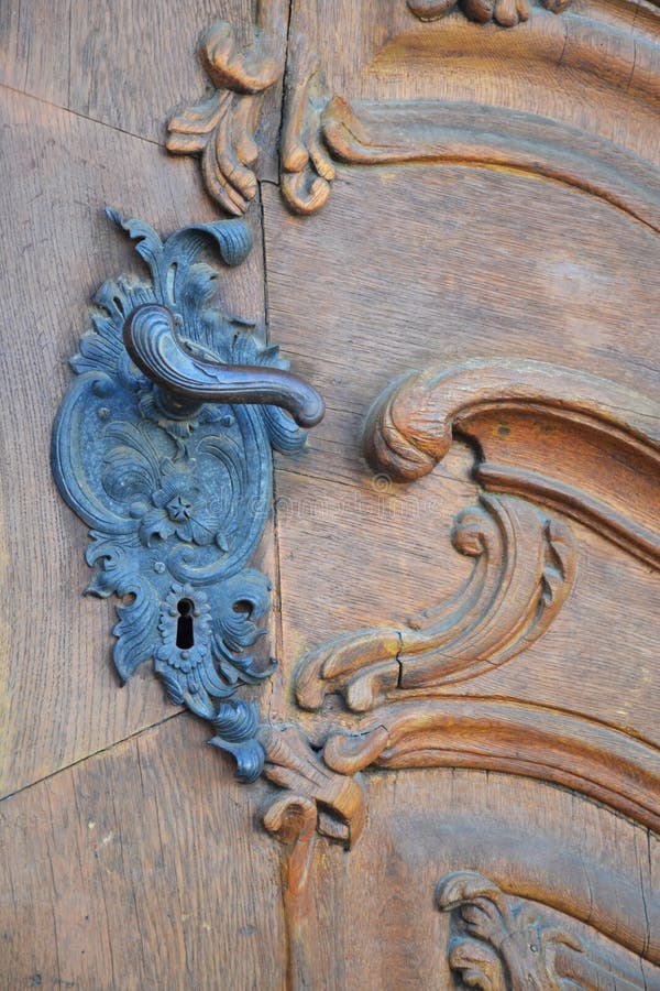 Old vintage door handle stock image. Image of exit, elegant - 76039727