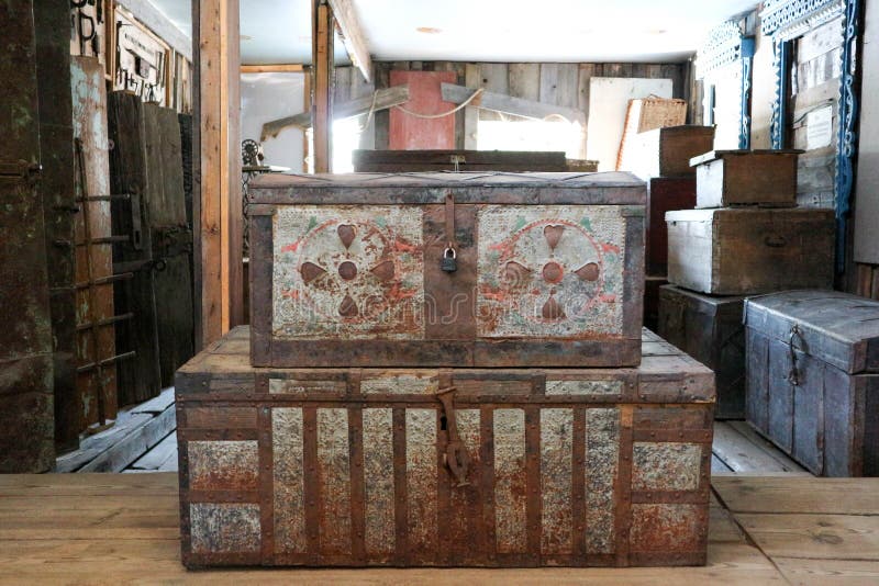 Old Vintage Huge Chest in the Barn Stock Photo - Image of interior ...