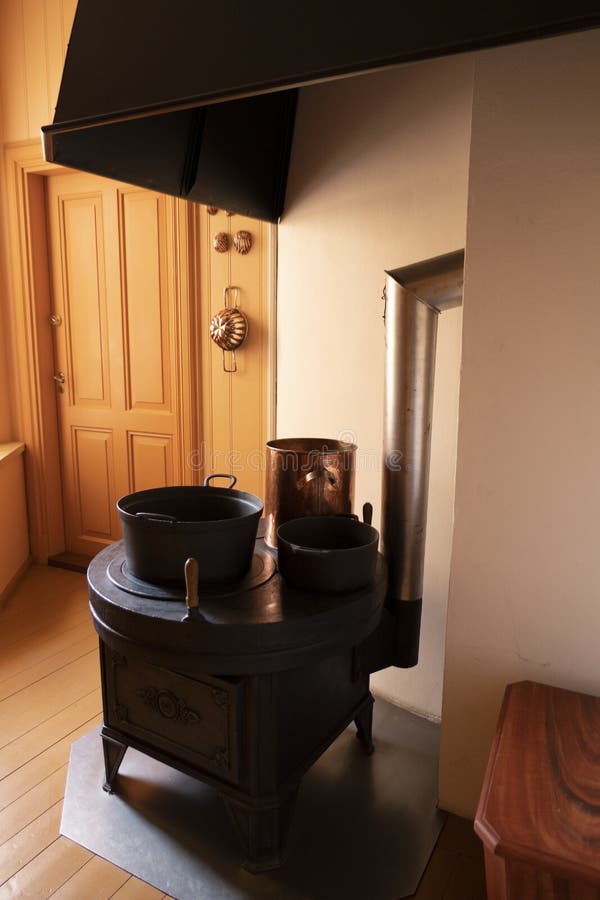 Cast Iron Skillet Coloring Page Stock Photos - Free & Royalty-Free ...