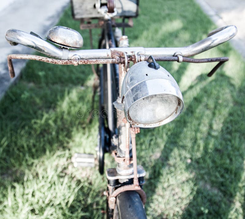 Old vintage rust bicycle stock photo. Image of bicycle - 35715008