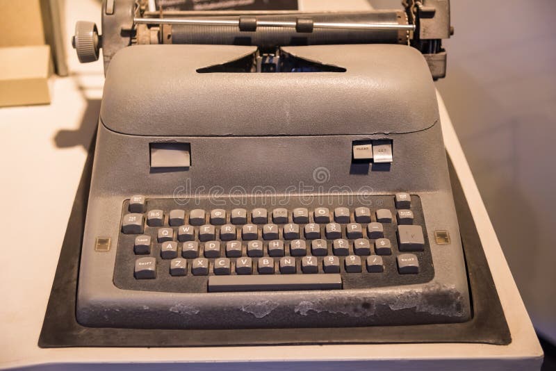 Old Vintage Typewriter Machine Stock Image - Image of blog, antique ...