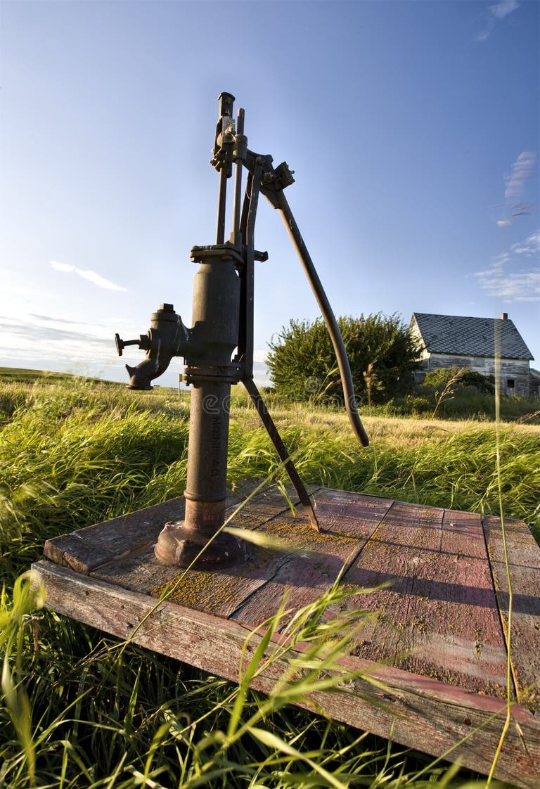 485 Old Fashioned Water Well Stock Photos - Free & Royalty-Free Stock ...