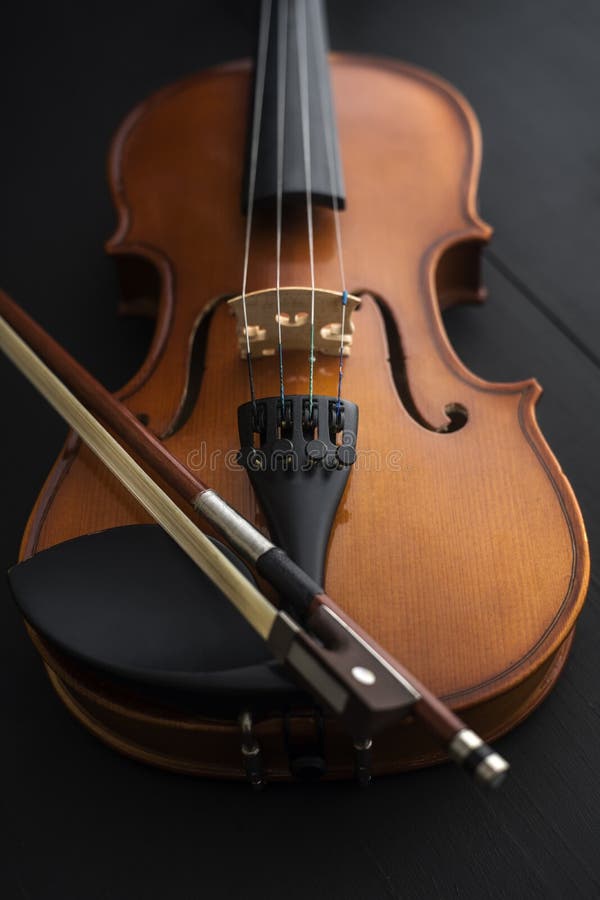 Old Violin with Bow on a Wooden Table Stock Image - Image of string ...