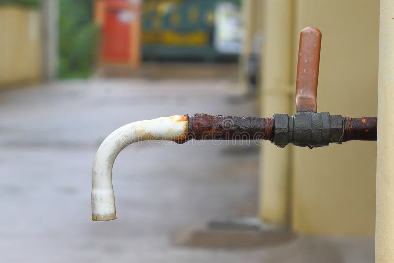 Old Water Tap Faucet Rusted Stock Image - Image of water, rusted: 47919799