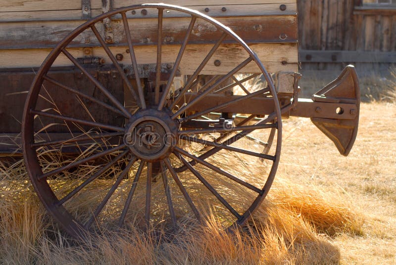Old Weathered Wagon with Rusted Wheel Stock Photo - Image of pull, rust ...