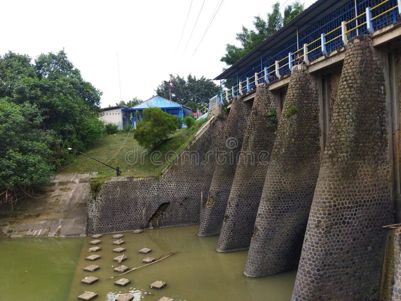 Old Weir Building for Irrigation Stock Image - Image of tourism, river ...