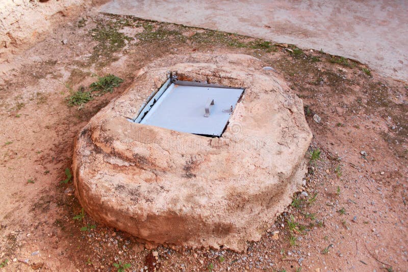 Old well stock image. Image of africa, rural, water, sahara - 39164625