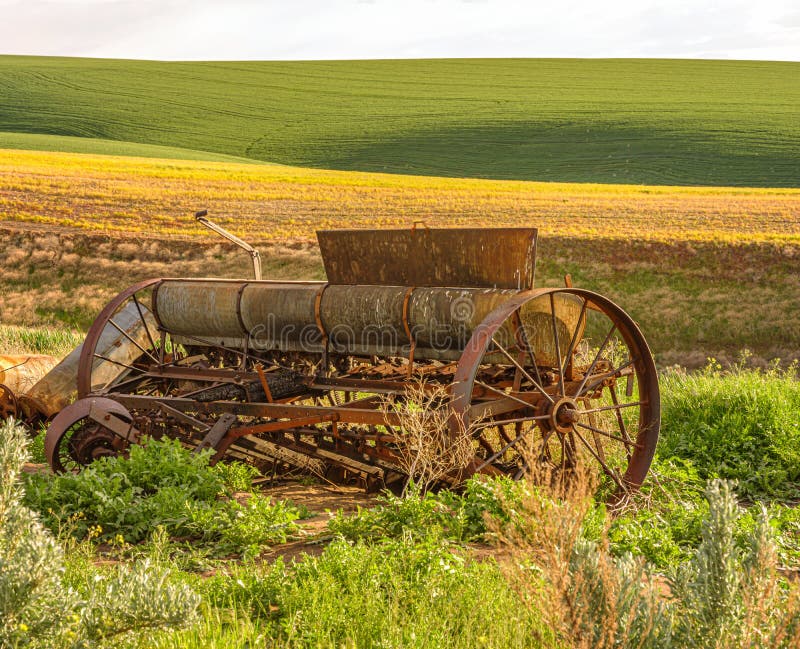 Old Wheat Planter Ready for Work Stock Photo - Image of planter, wheat ...