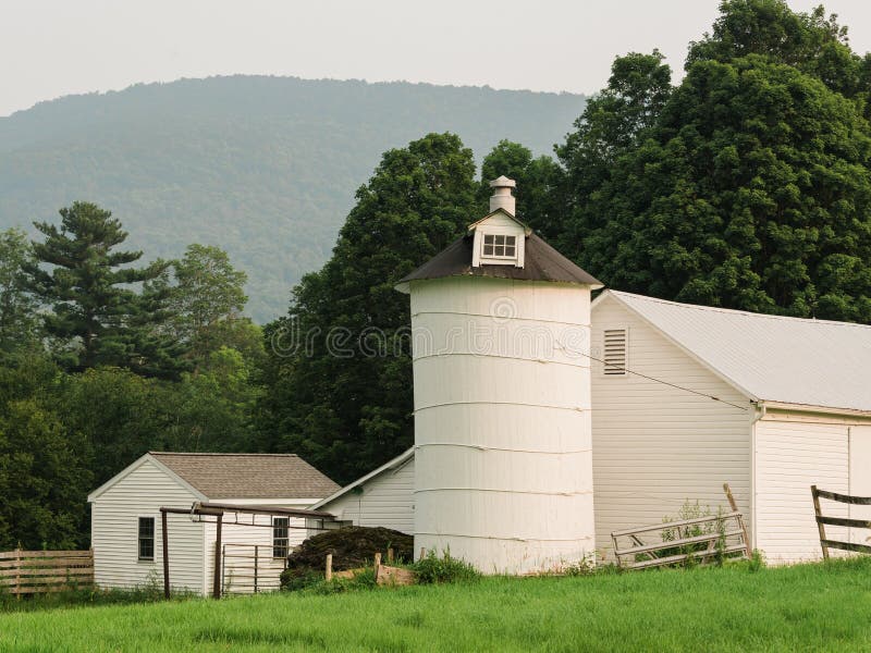 Old White Barn with Silo, in the Berkshire Mountains, Massachusetts ...
