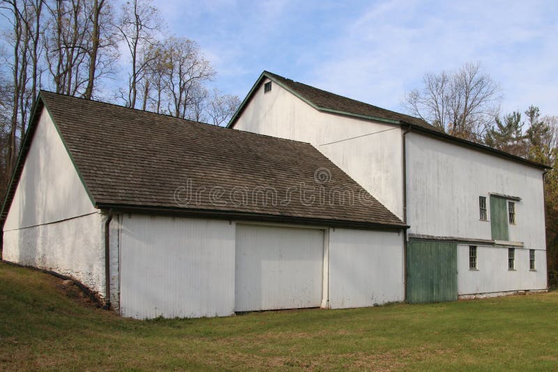 Old white farmhouse. stock image. Image of state, fresh - 77738417