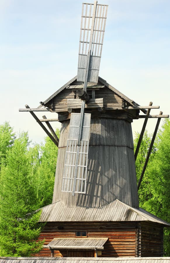 1,233,000+ Wooden windmills colored trees Free Stock Photos ...