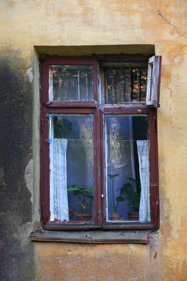 Old window stock photo. Image of poor, crack, devastation - 10904808