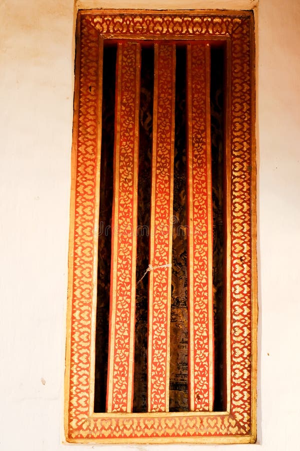 Old Window in Temple of Wat Phra Sing Waramahavihan Temple Stock Image ...