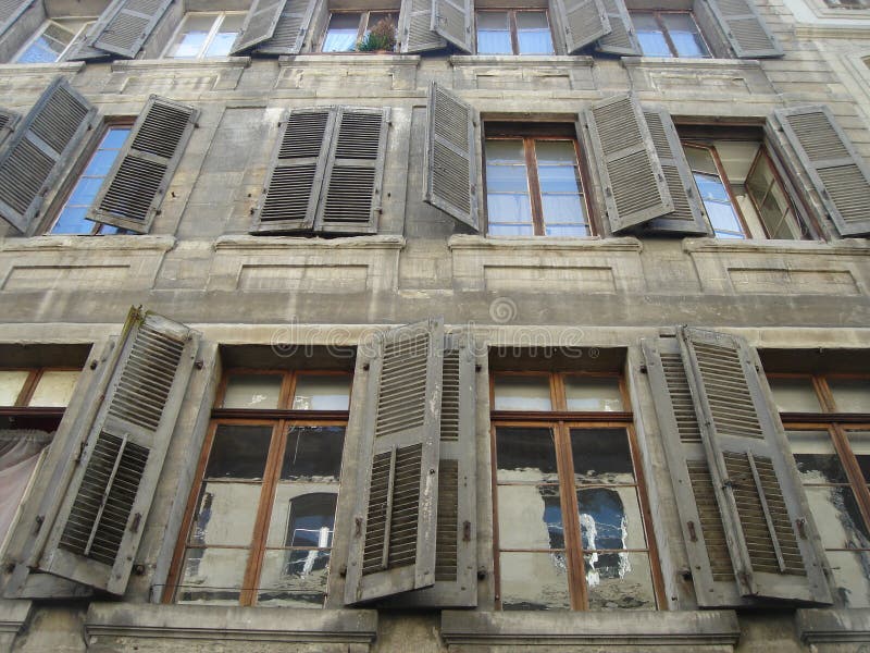 Old Style Apartment Building with Dormer Windows, Paris, France Stock ...