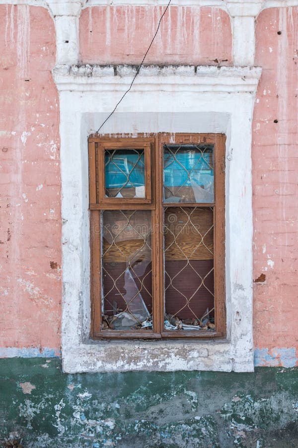 Old Windows with Broken Glass and Broken Frames in the Old House. Stock ...