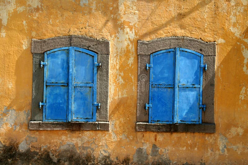 Old windows, urban decay stock image. Image of windows - 1132179