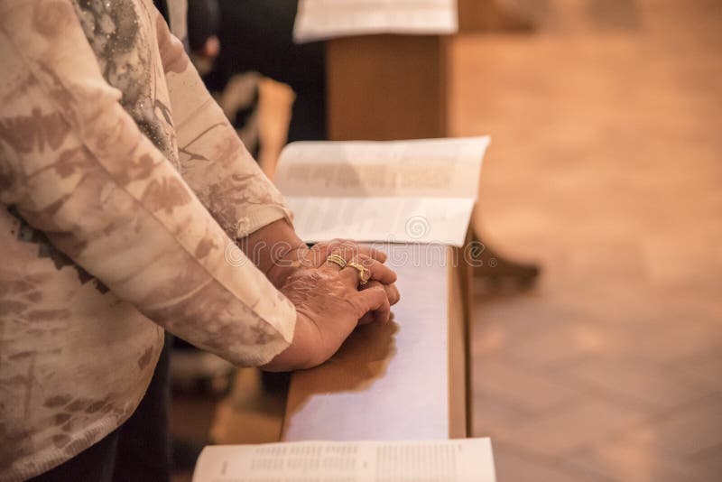 Old woman hands praying stock photo. Image of praying - 118277158