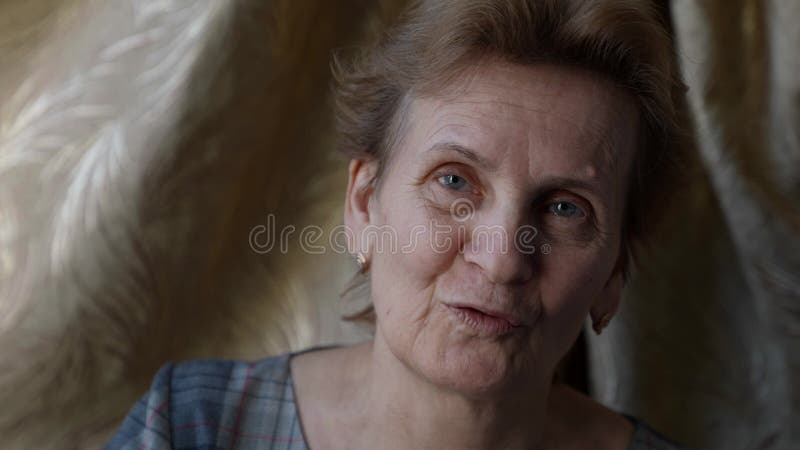 Old Woman with Teeth Problem, Looking at Camera and Smiling Toothless ...