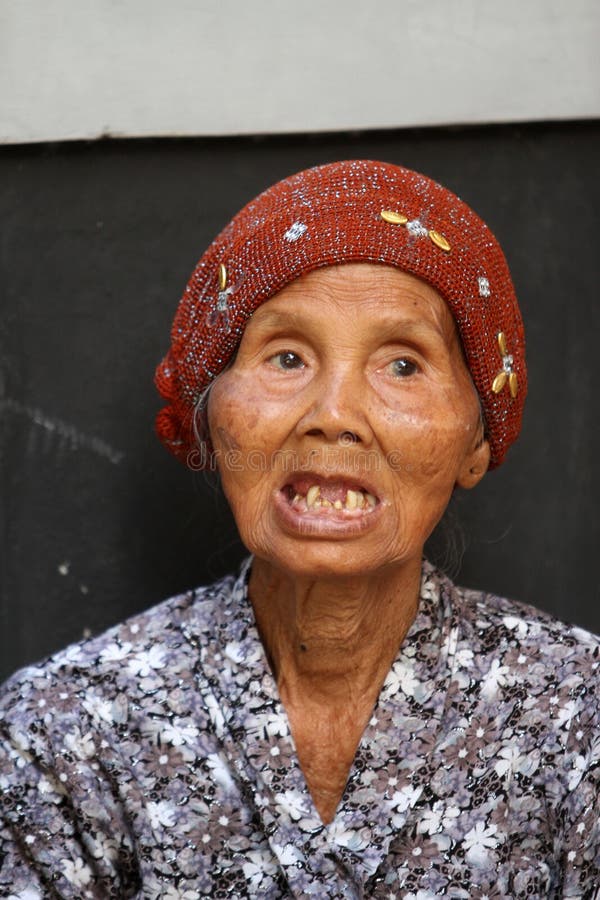 Old women editorial photo. Image of indonesia, smile - 53899166
