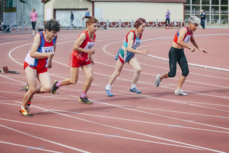 Old Women S Run 100 Meters Editorial Stock Image Image Of Sprinter