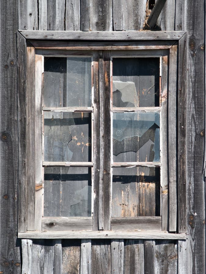 27+ Broken barn window Free Stock Photos - StockFreeImages