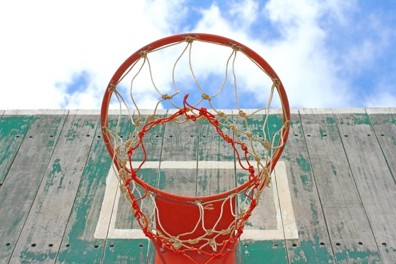 Old wooden basketball hoop stock image. Image of cloud - 26322177