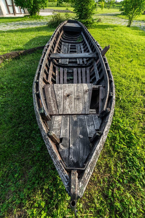 Old boat on the beach stock photo. Image of grass, boat - 121093214
