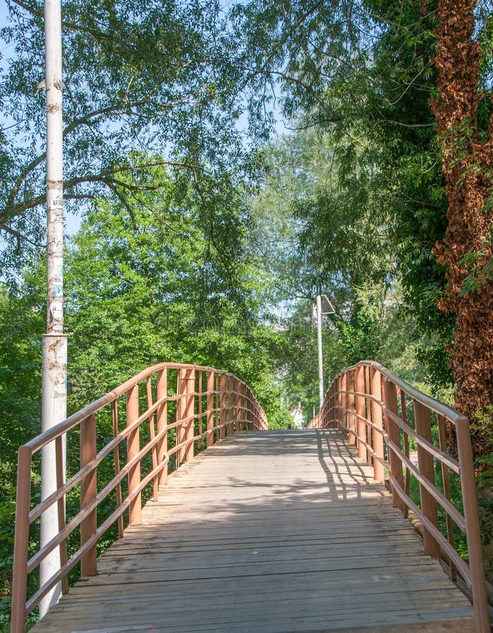 139 Old Wooden Bridge Over River Handrail Stock Photos - Free & Royalty ...