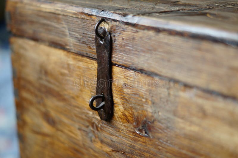 Old wooden chest keyhole stock image. Image of yellow - 58607391