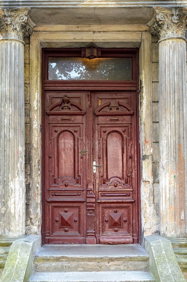 Old wooden doors editorial image. Image of texture, antique - 258654150