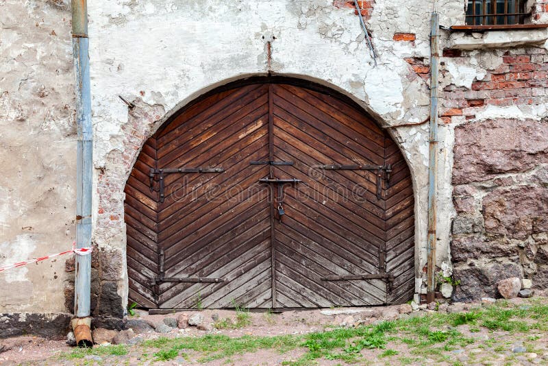 Old Wooden Gate at the Medieval Castle Stock Image - Image of city ...