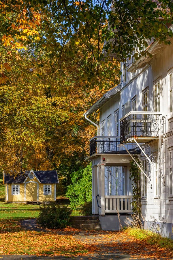 Old Wooden House in a Park in the Fall Stock Photo - Image of ...