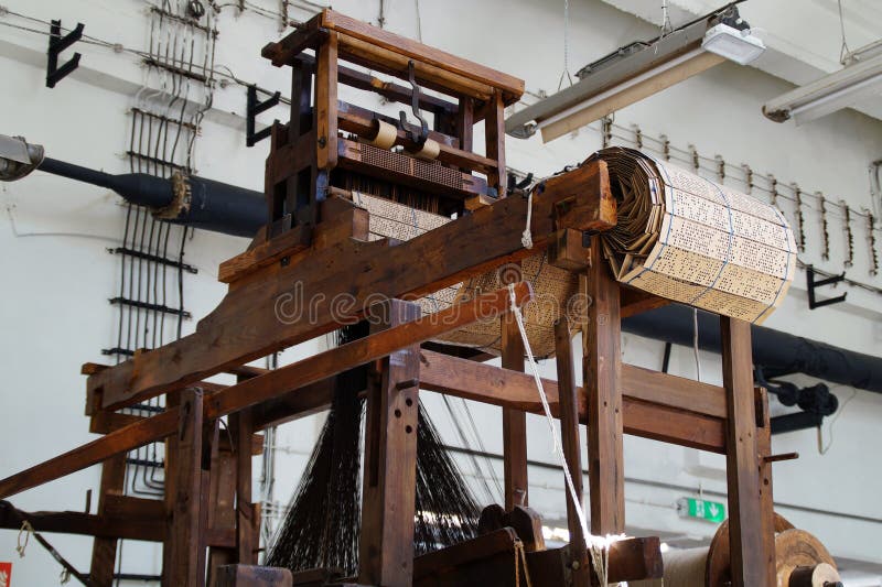 Jacquard Weaving Loom