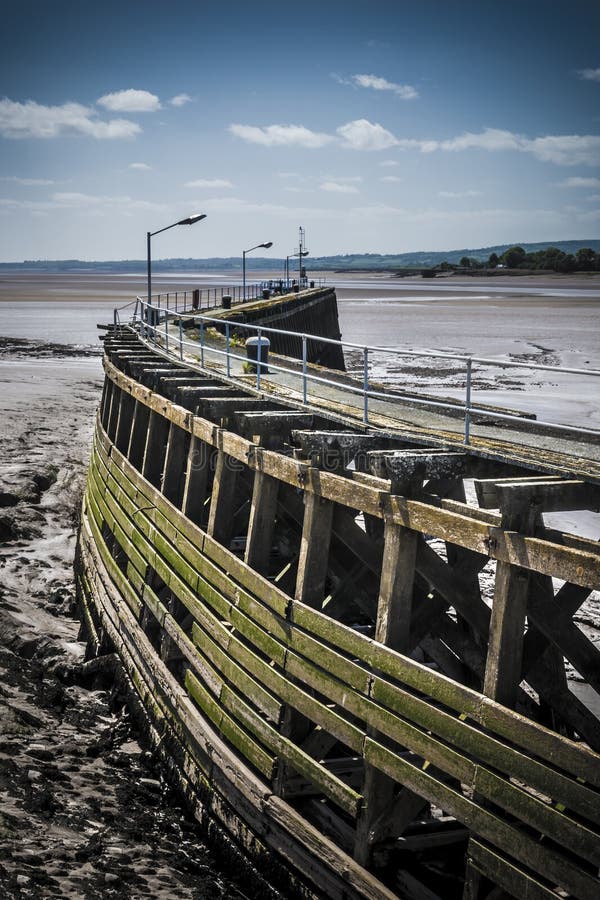 Old Wooden Pier at Sharpness Stock Image - Image of wood, jetty: 55049807