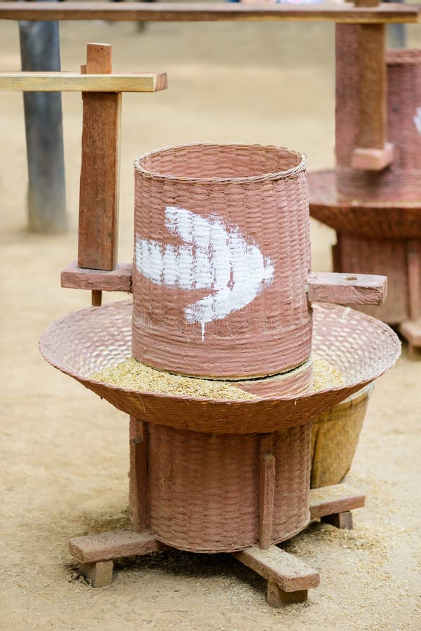 Old Wooden Rice Milling Machine Stock Image - Image of farm, mill: 82859207
