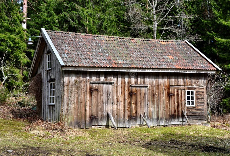 Old wooden store house stock image. Image of planks, farmhouse - 29137435