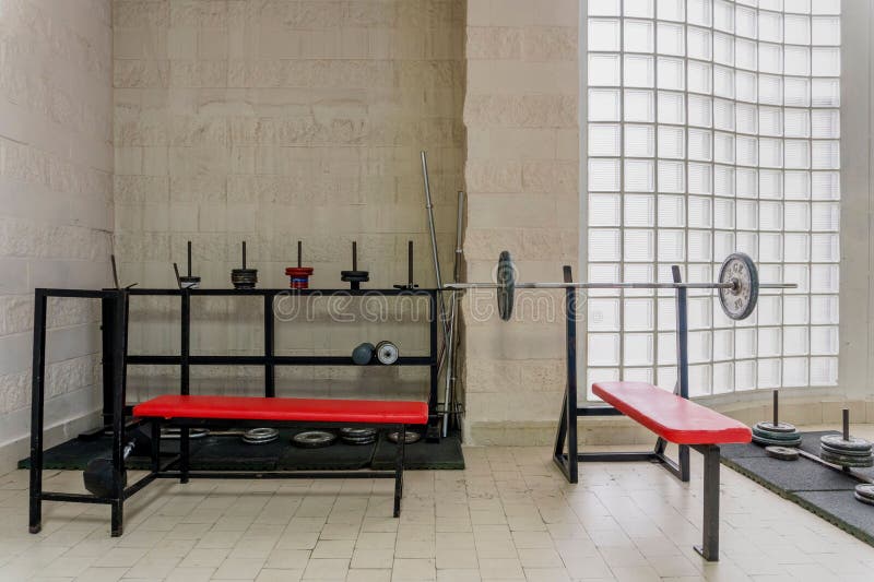 Old and worn gym machines stock image. Image of athletic - 274988497