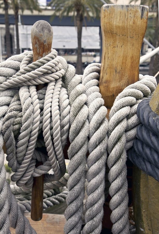 Old yacht ropes stock image. Image of rope, knot, detail - 37082497