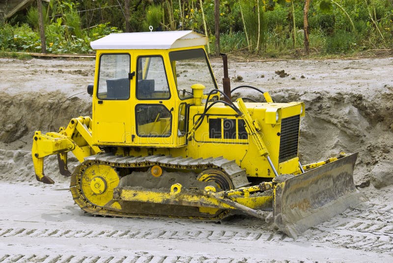 Old yellow bulldozer stock image. Image of duty, heavy - 11199967