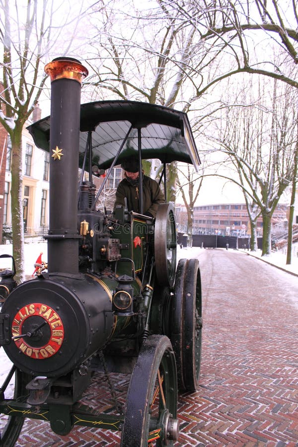 Oldfashioned Steam Locomotive Editorial Image - Image of steam ...