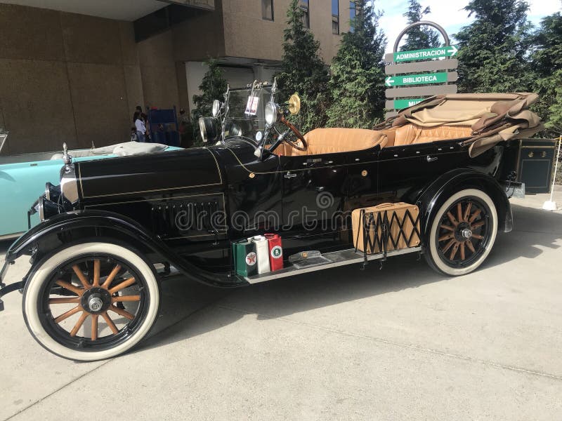 Oldies car editorial stock image. Image of retro, classic - 104030609