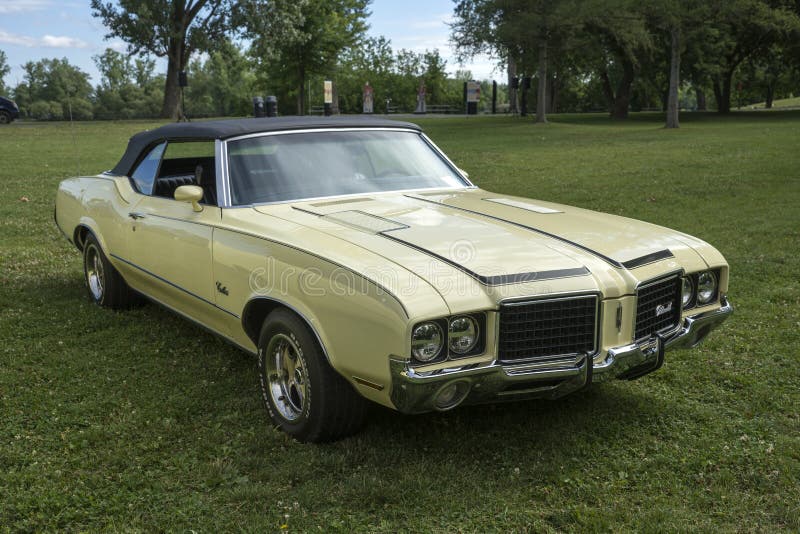Oldsmobile cutlass editorial stock photo. Image of retro - 93370858