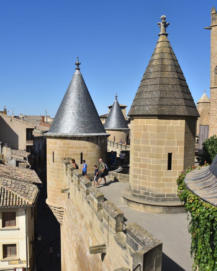 Olite, Spain - Aug 31, 2022: Palace of the Kings of Navarre of Olite ...