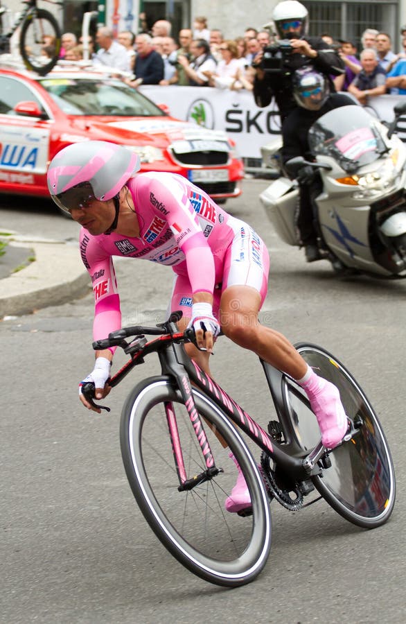 Oliver Rodriguez editorial photography. Image of fitness - 25001337