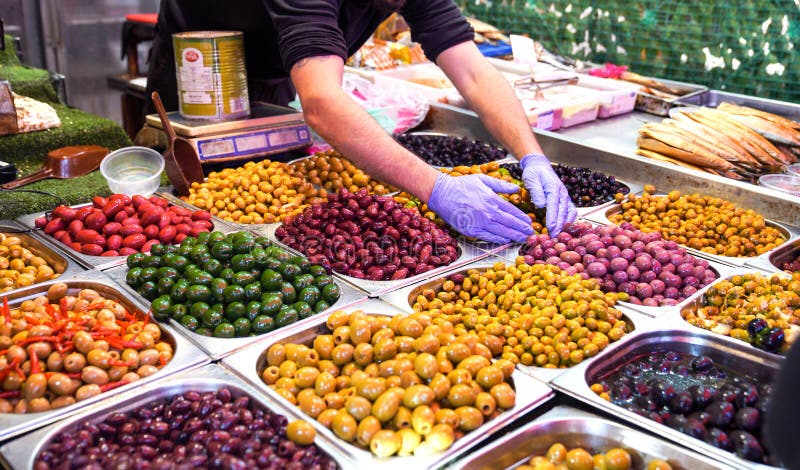 Olives in oriental markets stock image. Image of jerusalem - 141094567