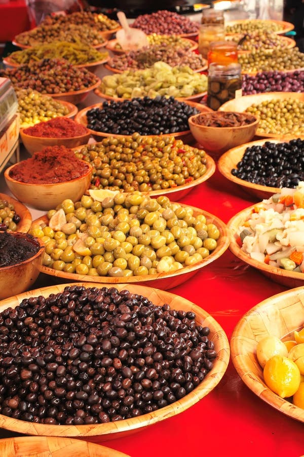 Olives at the market stock photo. Image of choice, nature - 3275612