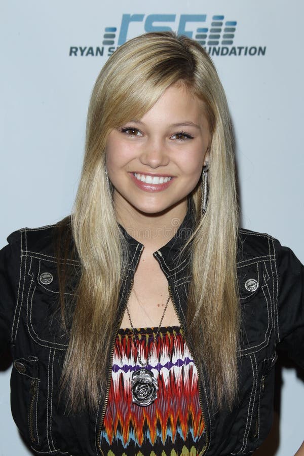 Olivia Holt editorial stock photo. Image of olivia, radio - 23456058